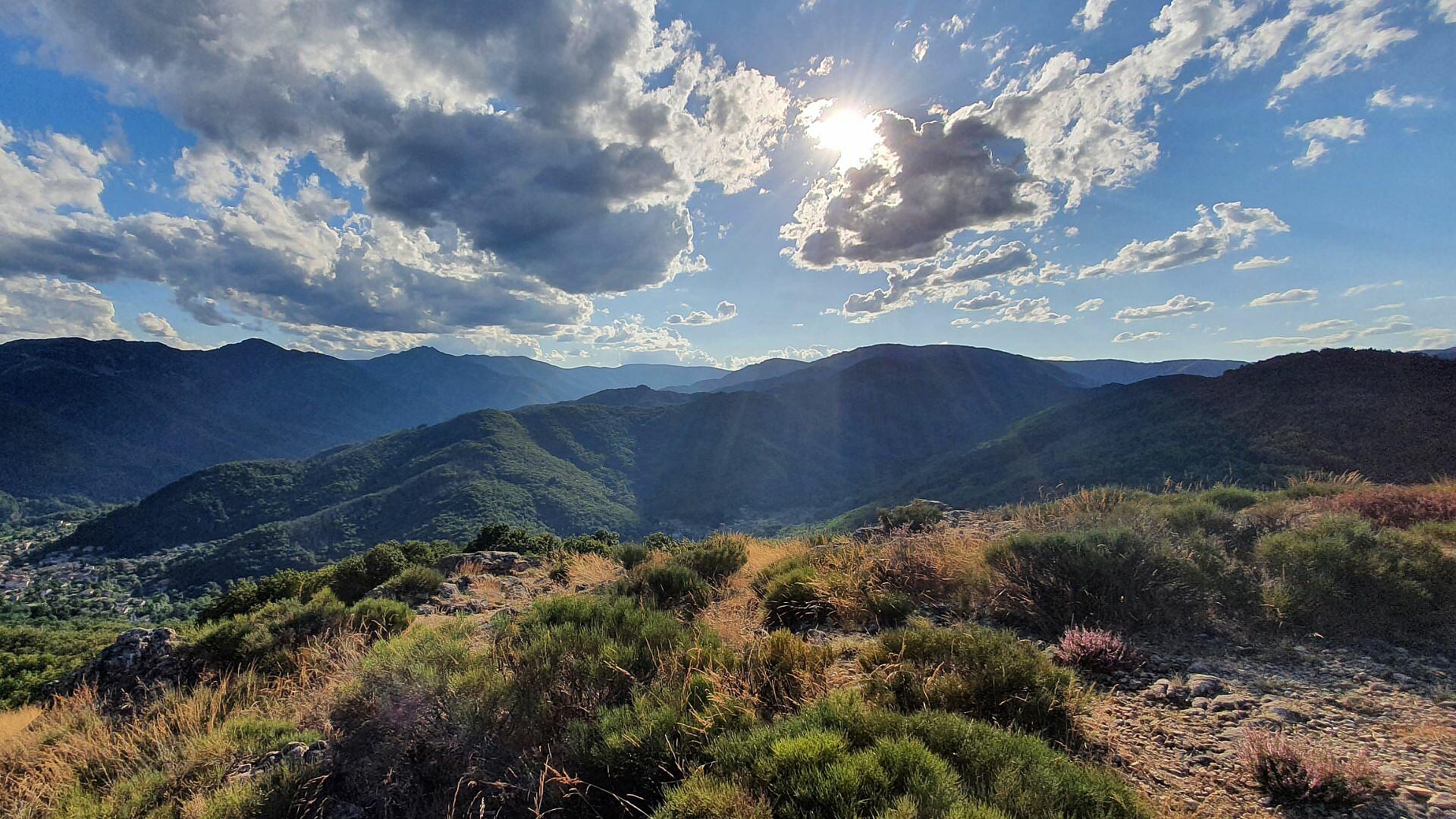 Camping Campings 5 étoiles en Ardèche - Les Castels : vos vacances ...