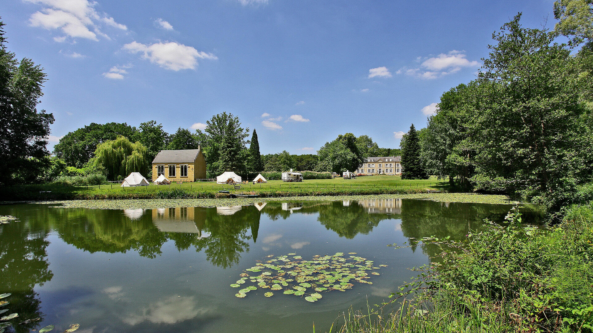 Camping Haut de Gamme en France | Les Castels | Les Castels