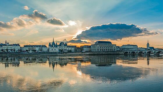 Camping Nos campings 5 étoiles à Tours – Les Castels : vos vacances ...