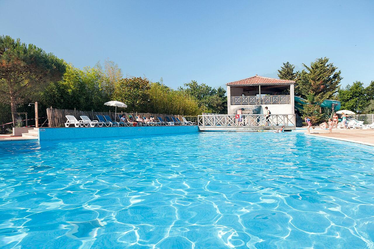 Camping La Garangeoire - Les Castels - La Roche-sur-Yon (85150) | Les ...